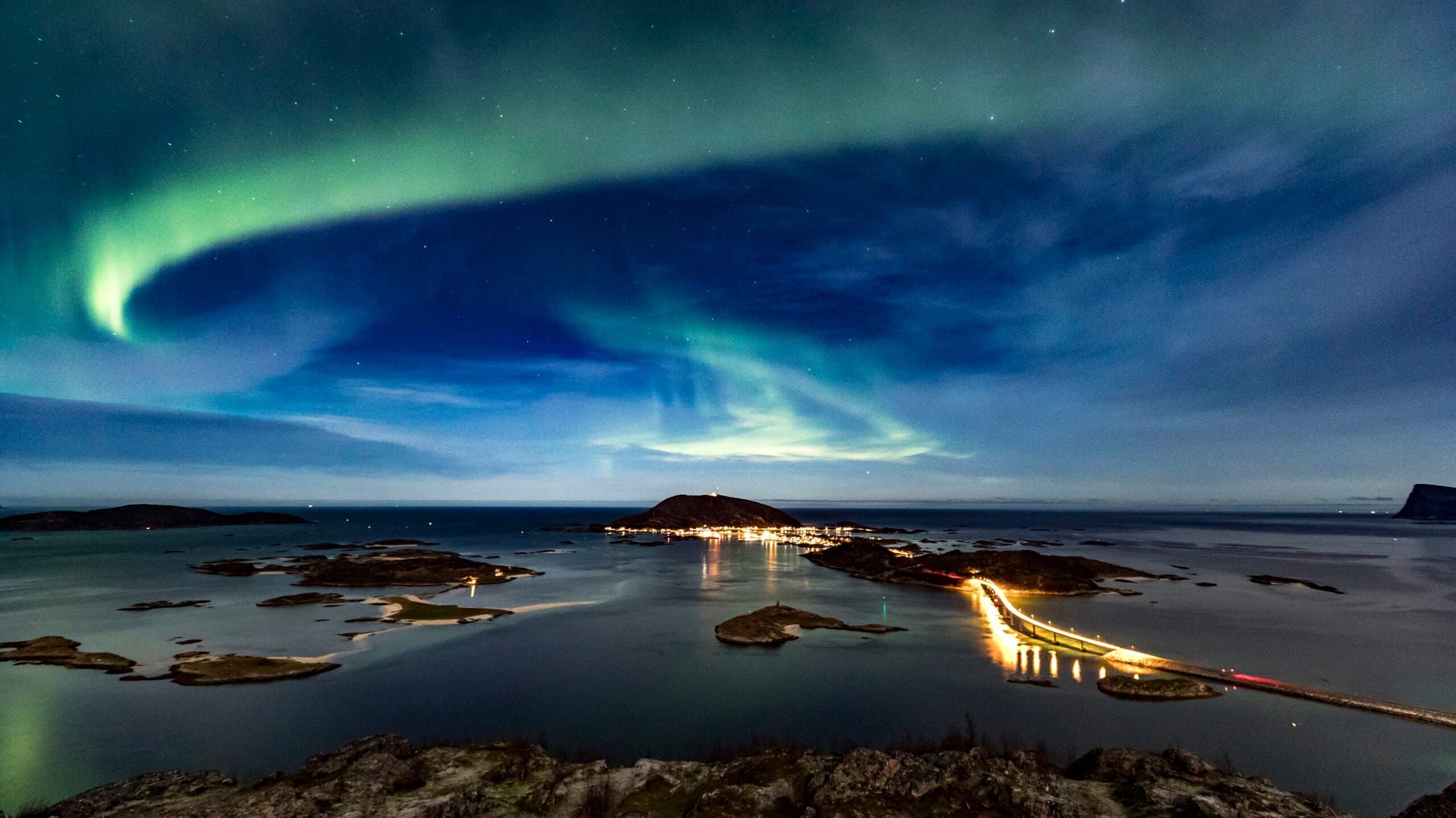 Exploring the Northern Lights: Aurora Borealis Guide